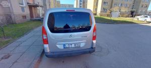 Pelēks Citroen Berlingo 2009 Radviliškis, ar dzinēja tilpumu 1.60 L un nobraukumu 202 tūkst. km par 3300 €, foto 4 vietnē AUTOMOTO.COM.LV