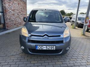 Pelēks Citroen Berlingo 2009 Talsi, ar dzinēja tilpumu 1.60 L un nobraukumu 317 tūkst. km par 4450 €, foto 3 vietnē AUTOMOTO.COM.LV