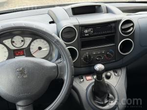 Pelēks Citroen Berlingo 2009 Talsi, ar dzinēja tilpumu 1.60 L un nobraukumu 317 tūkst. km par 4450 €, foto 13 vietnē AUTOMOTO.COM.LV