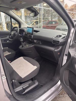 Pelēks Citroen Berlingo 2024 Tartu, ar dzinēja tilpumu 0.00 L un nobraukumu 26 tūkst. km par 22990 €, foto 14 vietnē AUTOMOTO.COM.LV