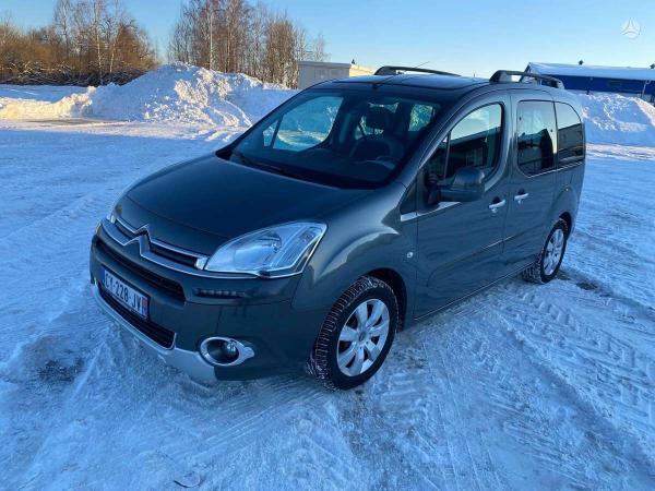 Pelēks Citroen Berlingo 2015 Tauragė, ar dzinēja tilpumu 1.60 L un nobraukumu 204 tūkst. km par 5600 €, foto 2 vietnē AUTOMOTO.COM.LV
