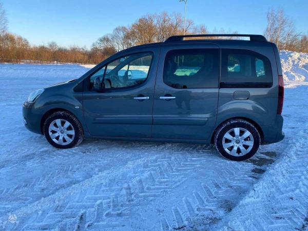 Pelēks Citroen Berlingo 2015 Tauragė, ar dzinēja tilpumu 1.60 L un nobraukumu 204 tūkst. km par 5600 €, foto 9 vietnē AUTOMOTO.COM.LV