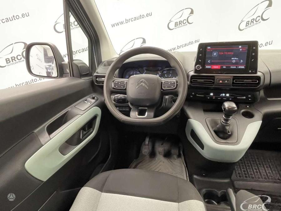 Grey Citroen Berlingo 2018 in Vilnius, with an engine capacity of 1.20 L and mileage of 81 thousand km for 9000 €, photo 13 on AUTOMOTO.COM.LV