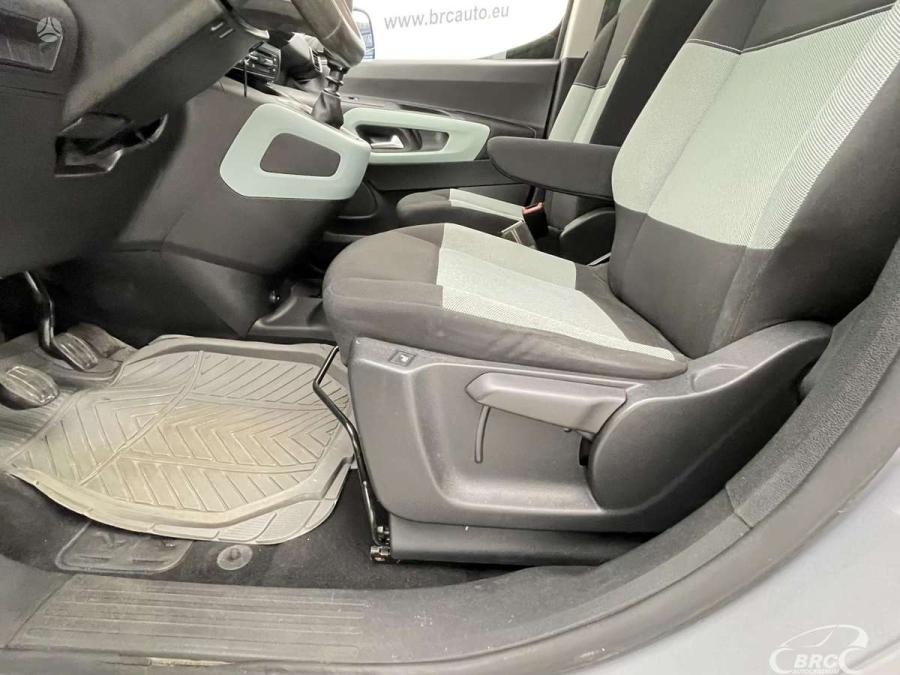 Grey Citroen Berlingo 2018 in Vilnius, with an engine capacity of 1.20 L and mileage of 81 thousand km for 9000 €, photo 20 on AUTOMOTO.COM.LV