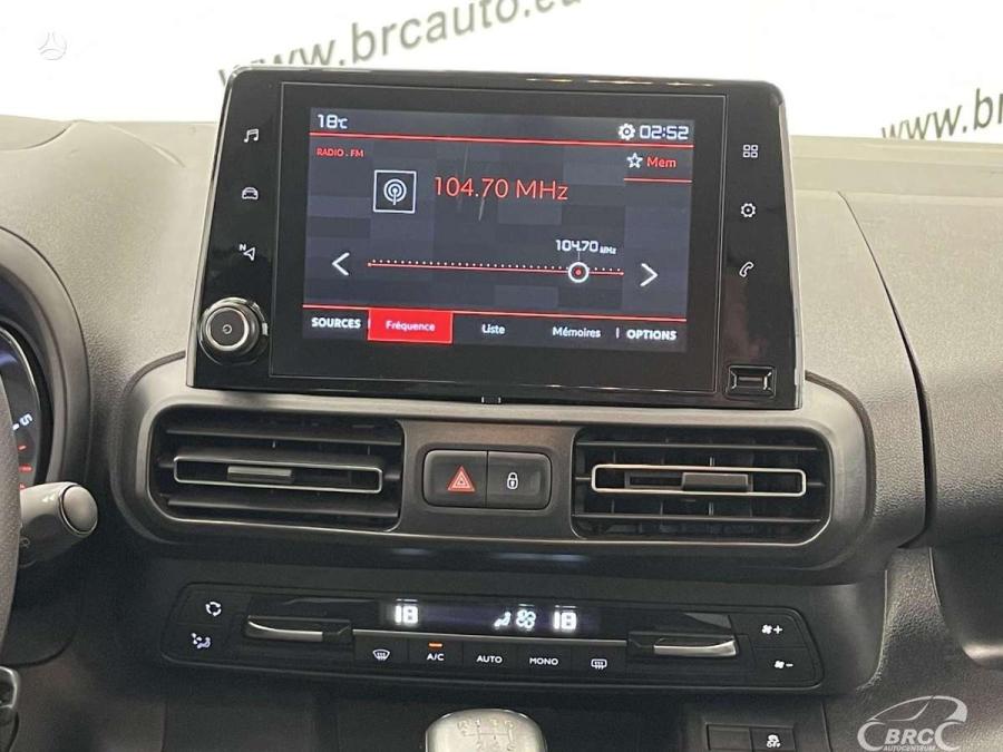 Grey Citroen Berlingo 2018 in Vilnius, with an engine capacity of 1.20 L and mileage of 81 thousand km for 8000 €, photo 17 on AUTOMOTO.COM.LV