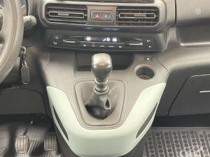 Grey Citroen Berlingo 2018 in Vilnius, with an engine capacity of 1.20 L and mileage of 81 thousand km for 8000 €, photo 18 on AUTOMOTO.COM.LV