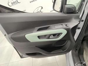 Grey Citroen Berlingo 2018 in Vilnius, with an engine capacity of 1.20 L and mileage of 81 thousand km for 8000 €, photo 20 on AUTOMOTO.COM.LV