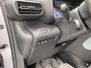 Grey Citroen Berlingo 2018 in Vilnius, with an engine capacity of 1.20 L and mileage of 81 thousand km for 8000 €, photo 25 on AUTOMOTO.COM.LV