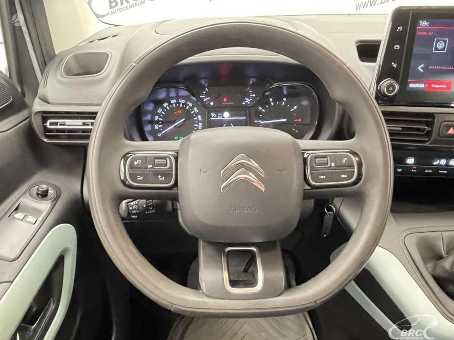 Grey Citroen Berlingo 2018 in Vilnius, with an engine capacity of 1.20 L and mileage of 81 thousand km for 8000 €, photo 28 on AUTOMOTO.COM.LV