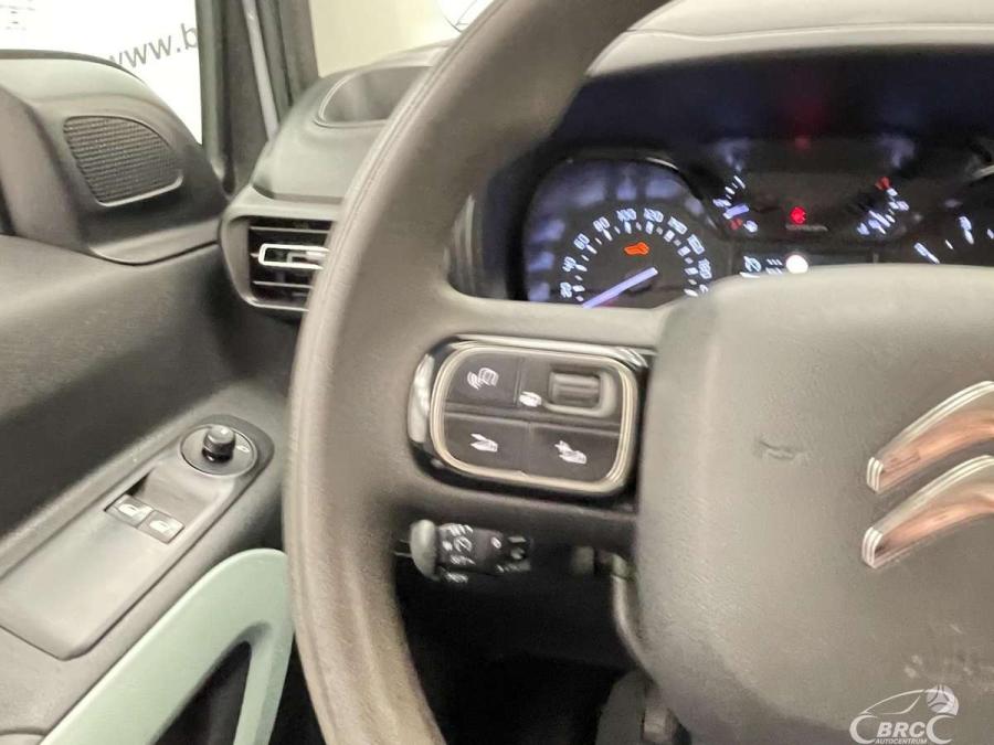 Grey Citroen Berlingo 2018 in Vilnius, with an engine capacity of 1.20 L and mileage of 81 thousand km for 8000 €, photo 30 on AUTOMOTO.COM.LV