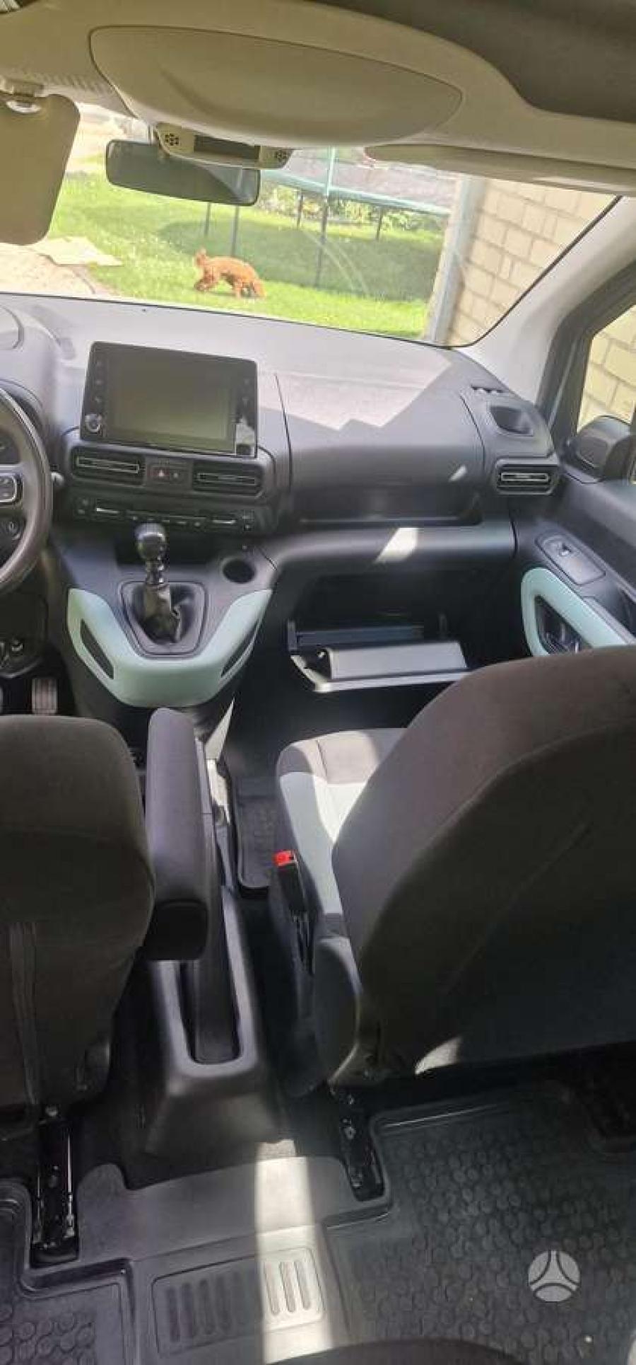 Pelēks Citroen Berlingo 2018 Viļņa, ar dzinēja tilpumu 1.20 L un nobraukumu 81 tūkst. km par 7900 €, foto 1 vietnē AUTOMOTO.COM.LV