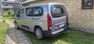 Pelēks Citroen Berlingo 2018 Viļņa, ar dzinēja tilpumu 1.20 L un nobraukumu 81 tūkst. km par 7900 €, foto 4 vietnē AUTOMOTO.COM.LV