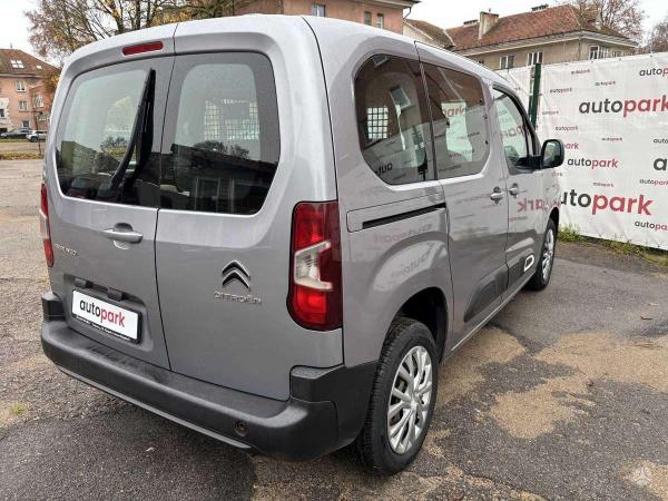 Pelēks Citroen Berlingo 2019 Klaipėda, ar dzinēja tilpumu 1.50 L un nobraukumu 235 tūkst. km par 6500 €, foto 4 vietnē AUTOMOTO.COM.LV