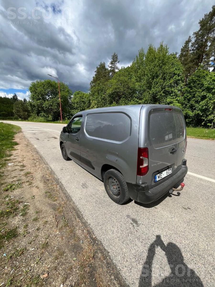Pelēks Citroen Berlingo 2019 Jēkabpils, ar dzinēja tilpumu 1.50 L un nobraukumu 148 tūkst. km par 7900 €, foto 7 vietnē AUTOMOTO.COM.LV