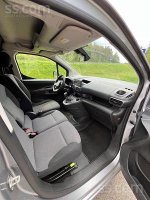 Pelēks Citroen Berlingo 2019 Jēkabpils, ar dzinēja tilpumu 1.50 L un nobraukumu 148 tūkst. km par 7900 €, foto 14 vietnē AUTOMOTO.COM.LV