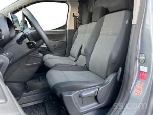 Grey Citroen Berlingo 2020 in Riga, with an engine capacity of 1.60 L and mileage of 260 thousand km for 7990 €, photo 13 on AUTOMOTO.COM.LV