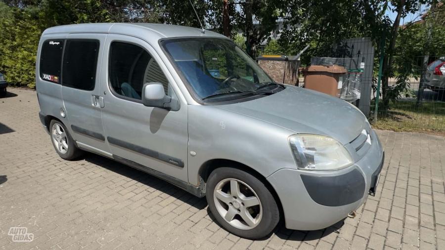 Grey Citroen Berlingo 2004 in Vilnius, with an engine capacity of 2.00 L and mileage of 291 thousand km for 1550 €, photo 1 on AUTOMOTO.COM.LV