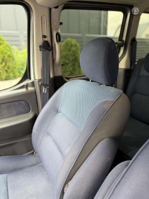 Grey Citroen Berlingo 2004 in Kaunas, with an engine capacity of 1.59 L and mileage of 271 thousand km for 1650 €, photo 19 on AUTOMOTO.COM.LV
