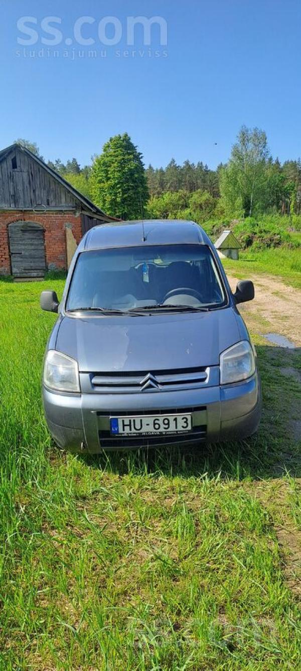 Pelēks Citroen Berlingo 2006 Jelgava, ar dzinēja tilpumu 1.60 L un nobraukumu 220 tūkst. km par 14000 €, foto 3 vietnē AUTOMOTO.COM.LV