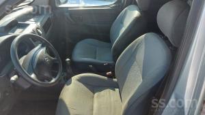 Pelēks Citroen Berlingo 2006 Tukums, ar dzinēja tilpumu 2.00 L un nobraukumu 556 tūkst. km par 890 €, foto 5 vietnē AUTOMOTO.COM.LV