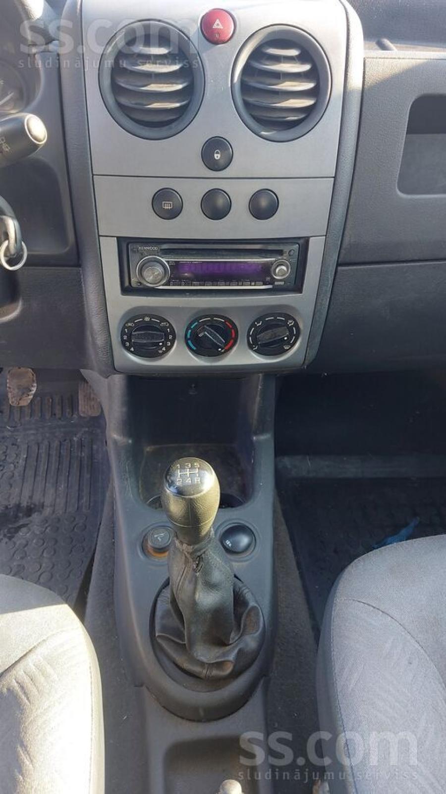 Grey Citroen Berlingo 2006 in Tukums, with an engine capacity of 2.00 L and mileage of 556 thousand km for 590 €, photo 10 on AUTOMOTO.COM.LV