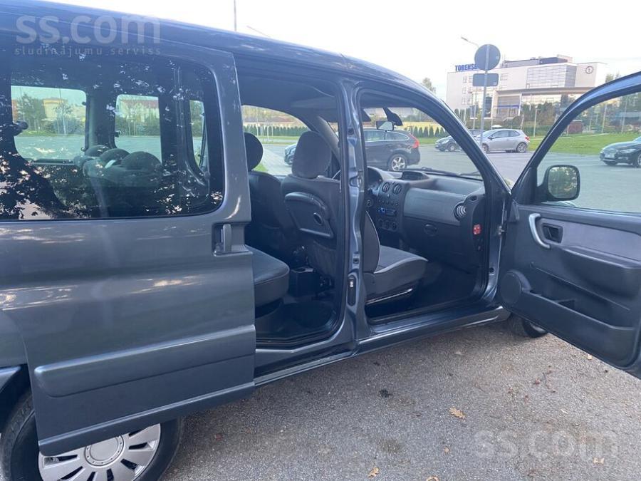 Grey Citroen Berlingo 2007 in Riga, with an engine capacity of 1.60 L and mileage of 259 thousand km for 2350 €, photo 10 on AUTOMOTO.COM.LV