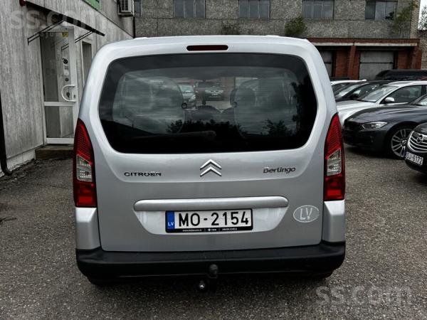 Pelēks Citroen Berlingo 2008 Daugavpils, ar dzinēja tilpumu 1.60 L un nobraukumu 0 tūkst. km par 2490 €, foto 5 vietnē AUTOMOTO.COM.LV