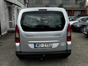 Grey Citroen Berlingo 2008 in Daugavpils, with an engine capacity of 1.60 L and mileage of 294 thousand km for 2490 €, photo 6 on AUTOMOTO.COM.LV