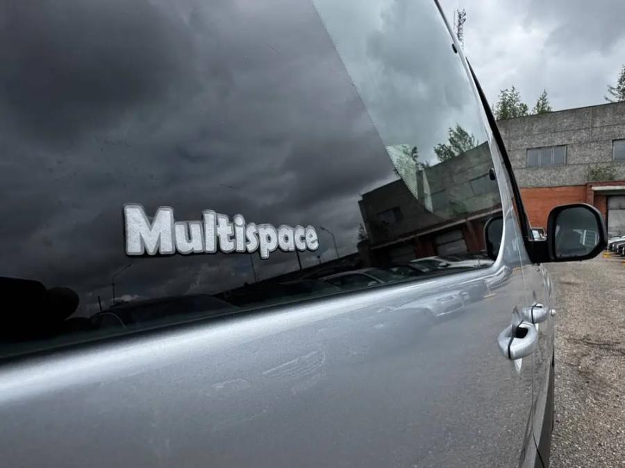 Grey Citroen Berlingo 2008 in Daugavpils, with an engine capacity of 1.60 L and mileage of 294 thousand km for 2490 €, photo 14 on AUTOMOTO.COM.LV