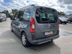 Pelēks Citroen Berlingo 2008 Šauļi, ar dzinēja tilpumu 1.56 L un nobraukumu 157 tūkst. km par 3350 €, foto 6 vietnē AUTOMOTO.COM.LV