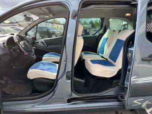 Pelēks Citroen Berlingo 2008 Šauļi, ar dzinēja tilpumu 1.56 L un nobraukumu 157 tūkst. km par 3350 €, foto 11 vietnē AUTOMOTO.COM.LV