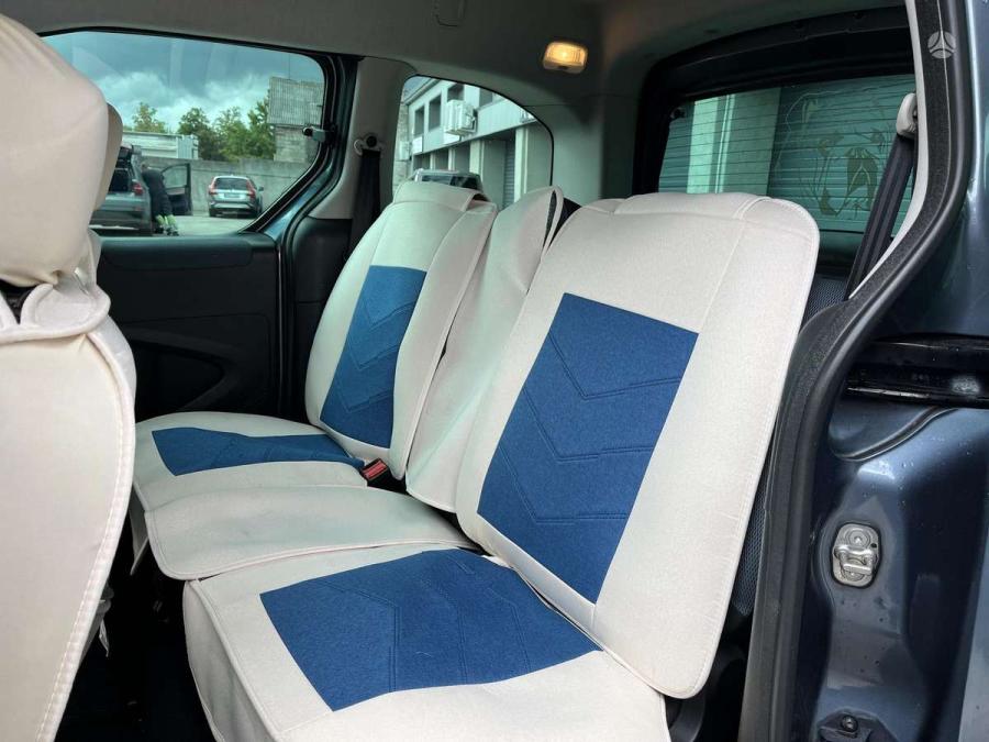 Pelēks Citroen Berlingo 2008 Šauļi, ar dzinēja tilpumu 1.56 L un nobraukumu 157 tūkst. km par 3350 €, foto 13 vietnē AUTOMOTO.COM.LV