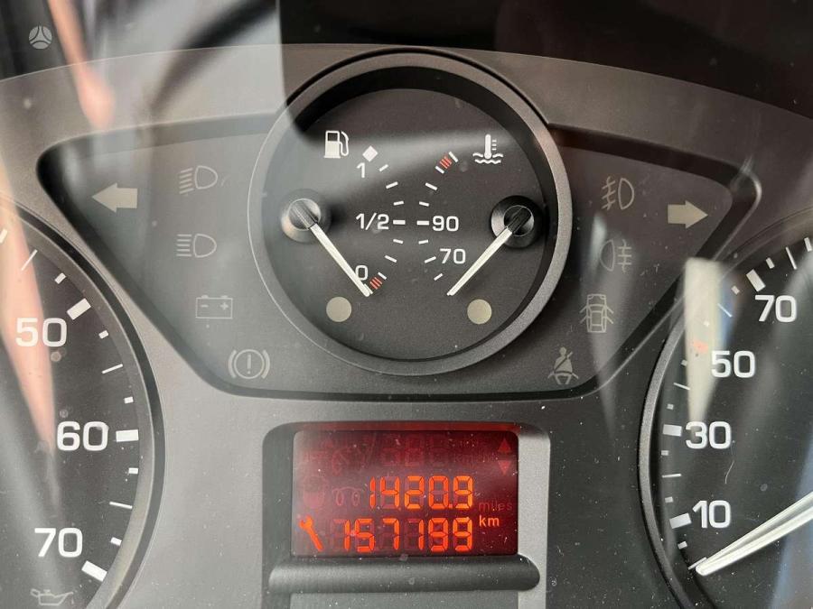 Pelēks Citroen Berlingo 2008 Šauļi, ar dzinēja tilpumu 1.56 L un nobraukumu 157 tūkst. km par 3350 €, foto 14 vietnē AUTOMOTO.COM.LV