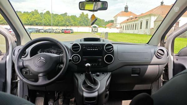 Grey Citroen Berlingo 2009 in Kaunas, with an engine capacity of 1.60 L and mileage of 277 thousand km for 3400 €, photo 7 on AUTOMOTO.COM.LV