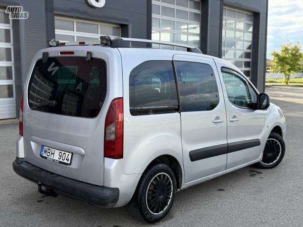Pelēks Citroen Berlingo 2009 Panevēža, ar dzinēja tilpumu 1.60 L un nobraukumu 339 tūkst. km par 1450 €, foto 9 vietnē AUTOMOTO.COM.LV