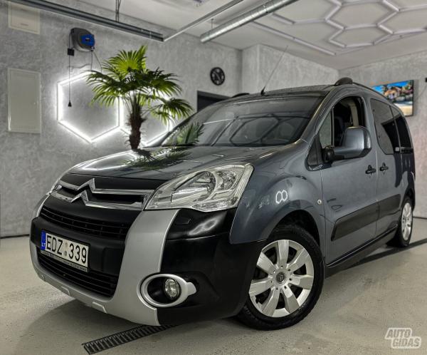 Ситроен Берлинго 2009 в Каунас на AUTOMOTO.COM.LV Серый Ситроен Берлинго 2009 в Каунас, объемом двигателя 1.60 л и пробегом 256 тыс. км за 2650 €, фото 4 на AUTOMOTO.COM.LV