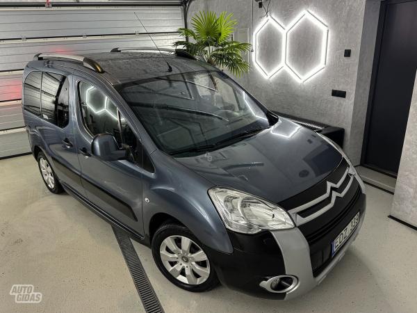 Ситроен Берлинго 2009 в Каунас на AUTOMOTO.COM.LV Серый Ситроен Берлинго 2009 в Каунас, объемом двигателя 1.60 л и пробегом 256 тыс. км за 2650 €, фото 5 на AUTOMOTO.COM.LV