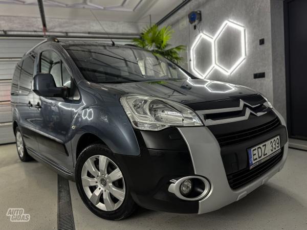 Ситроен Берлинго 2009 в Каунас на AUTOMOTO.COM.LV Серый Ситроен Берлинго 2009 в Каунас, объемом двигателя 1.60 л и пробегом 256 тыс. км за 2650 €, фото 7 на AUTOMOTO.COM.LV