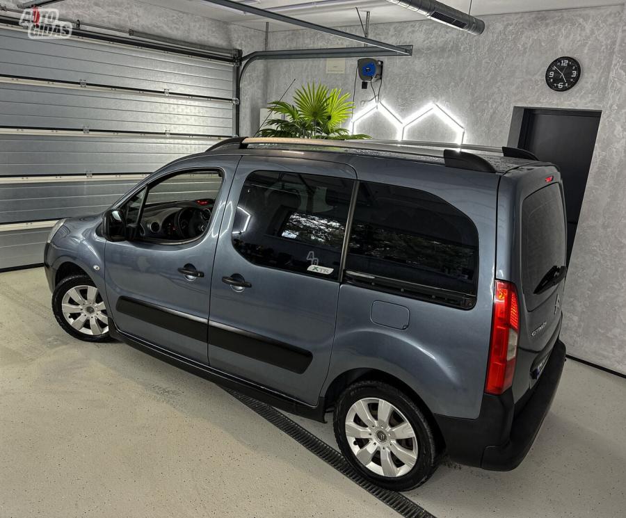 Grey Citroen Berlingo 2009 in Kaunas, with an engine capacity of 1.60 L and mileage of 256 thousand km for 2650 €, photo 18 on AUTOMOTO.COM.LV