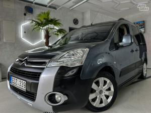 Grey Citroen Berlingo 2009 in Kaunas, with an engine capacity of 1.60 L and mileage of 256 thousand km for 2650 €, photo 19 on AUTOMOTO.COM.LV