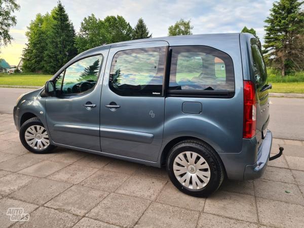 Grey Citroen Berlingo 2010 in Klaipeda, with an engine capacity of 1.60 L and mileage of 266 thousand km for 3350 €, photo 4 on AUTOMOTO.COM.LV