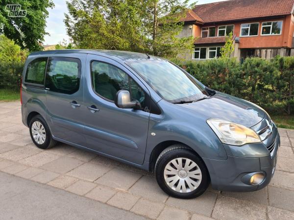 Grey Citroen Berlingo 2010 in Klaipeda, with an engine capacity of 1.60 L and mileage of 266 thousand km for 3350 €, photo 5 on AUTOMOTO.COM.LV