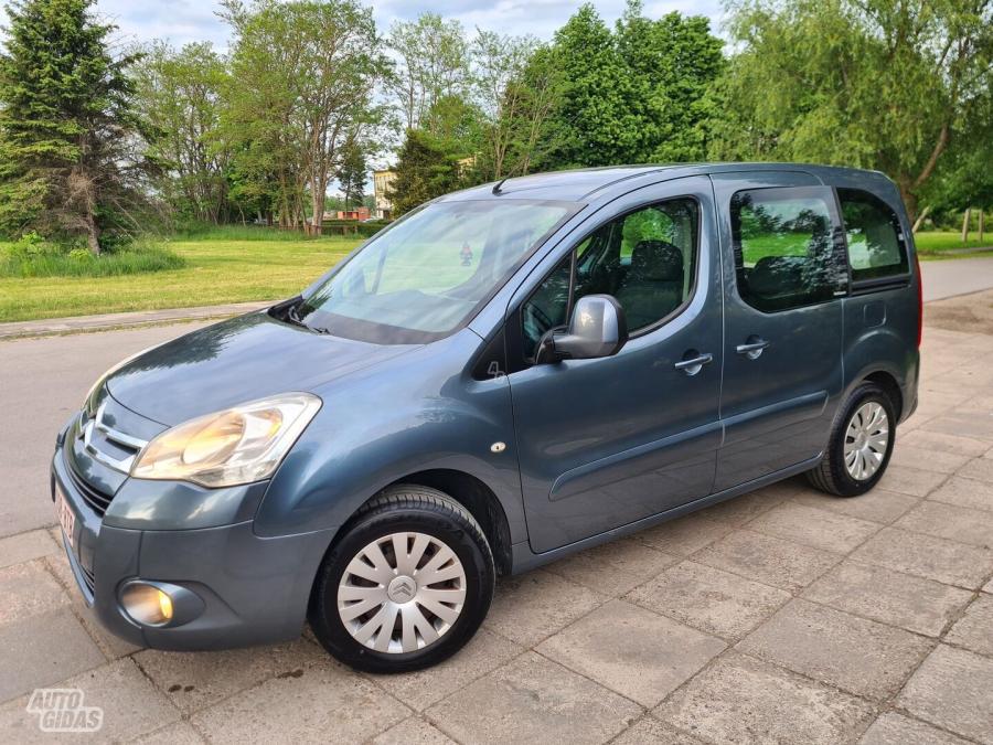 Grey Citroen Berlingo 2010 in Klaipeda, with an engine capacity of 1.60 L and mileage of 266 thousand km for 3350 €, photo 7 on AUTOMOTO.COM.LV