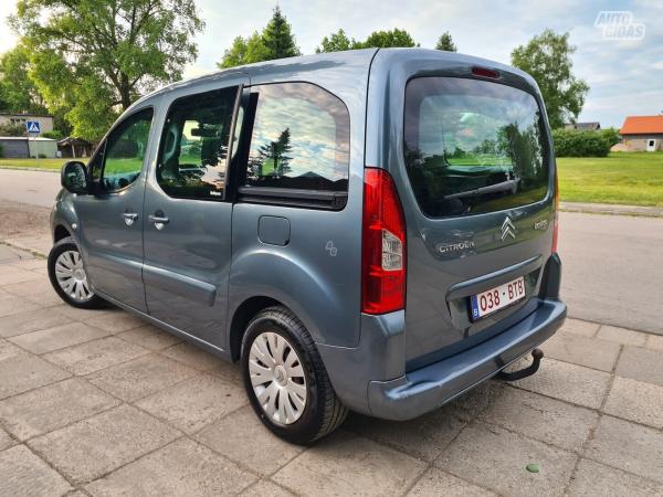 Grey Citroen Berlingo 2010 in Klaipeda, with an engine capacity of 1.60 L and mileage of 266 thousand km for 3350 €, photo 8 on AUTOMOTO.COM.LV