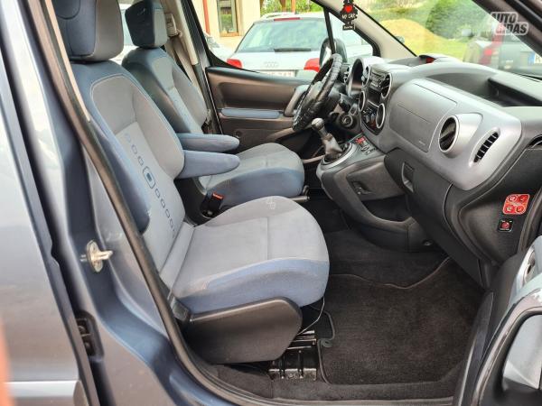 Grey Citroen Berlingo 2010 in Klaipeda, with an engine capacity of 1.60 L and mileage of 266 thousand km for 3350 €, photo 10 on AUTOMOTO.COM.LV