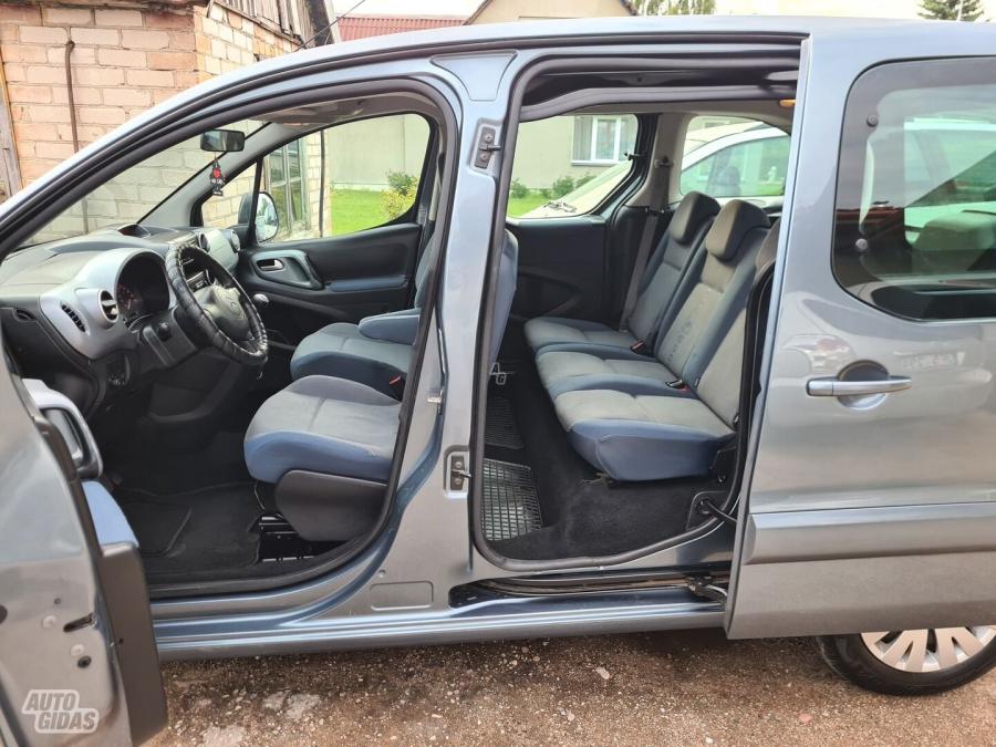 Grey Citroen Berlingo 2010 in Klaipeda, with an engine capacity of 1.60 L and mileage of 266 thousand km for 3350 €, photo 23 on AUTOMOTO.COM.LV