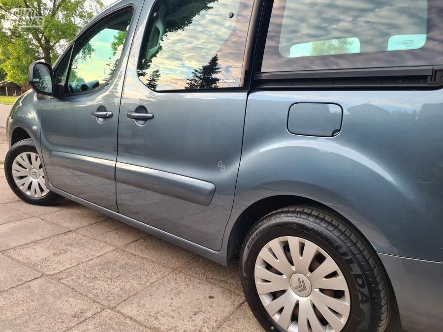 Grey Citroen Berlingo 2010 in Klaipeda, with an engine capacity of 1.60 L and mileage of 266 thousand km for 3350 €, photo 30 on AUTOMOTO.COM.LV