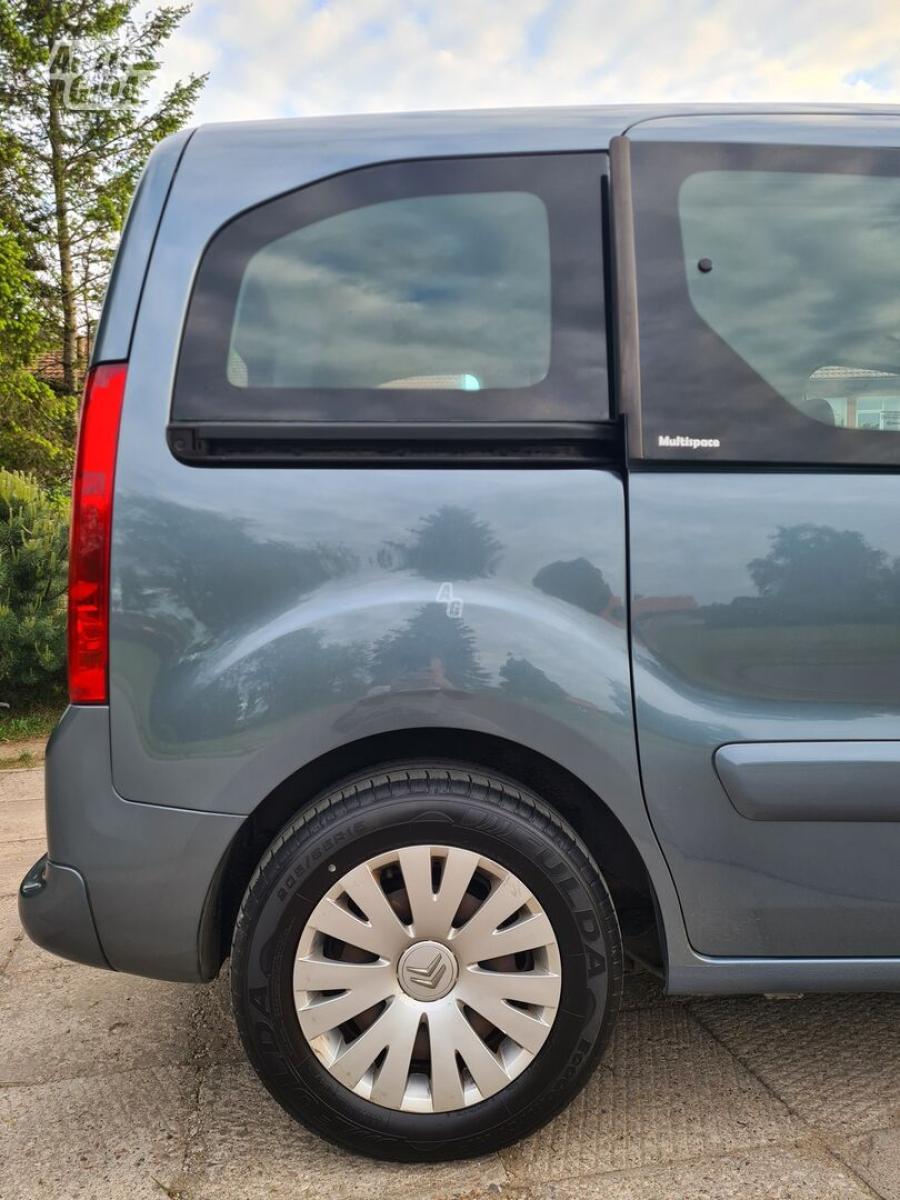 Grey Citroen Berlingo 2010 in Klaipeda, with an engine capacity of 1.60 L and mileage of 266 thousand km for 3350 €, photo 31 on AUTOMOTO.COM.LV