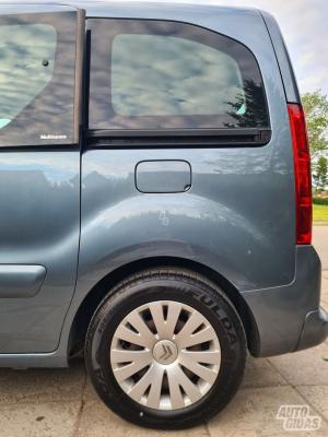 Grey Citroen Berlingo 2010 in Klaipeda, with an engine capacity of 1.60 L and mileage of 266 thousand km for 3350 €, photo 32 on AUTOMOTO.COM.LV