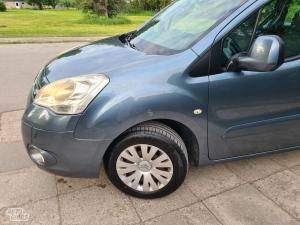 Grey Citroen Berlingo 2010 in Klaipeda, with an engine capacity of 1.60 L and mileage of 266 thousand km for 3350 €, photo 33 on AUTOMOTO.COM.LV
